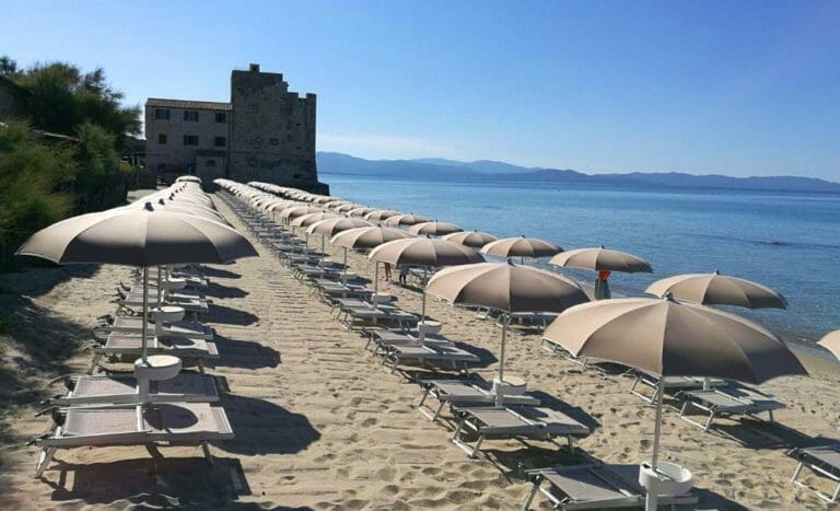Torre Mozza - La spiaggia da sogno tra Follonica e Piombino